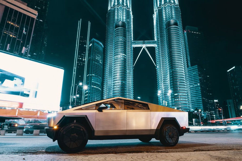 Tesla Cybertruck Kini Dipertontonkan Di Kuala Lumpur Sehingga ...