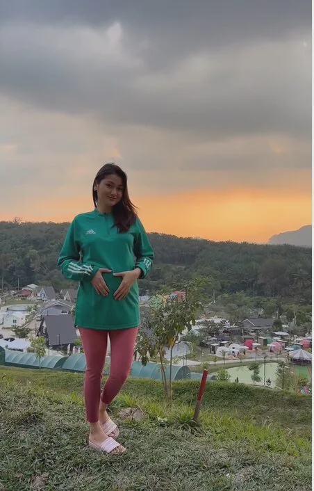 Fizo Omar Bakal Timang Anak Ketiga, Keluarga Makin Bertambah