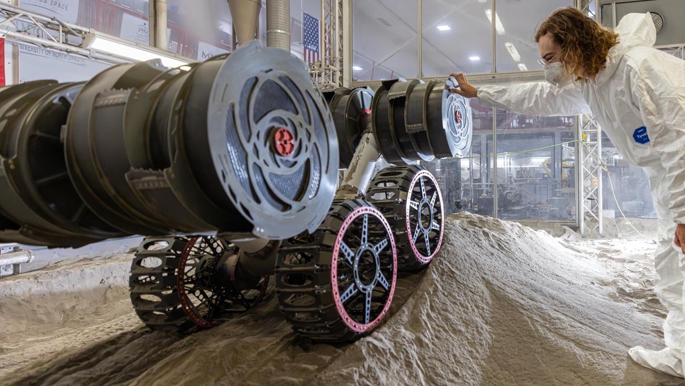 NASA robot digs up simulated moon rocks | Space photo of the day for ...
