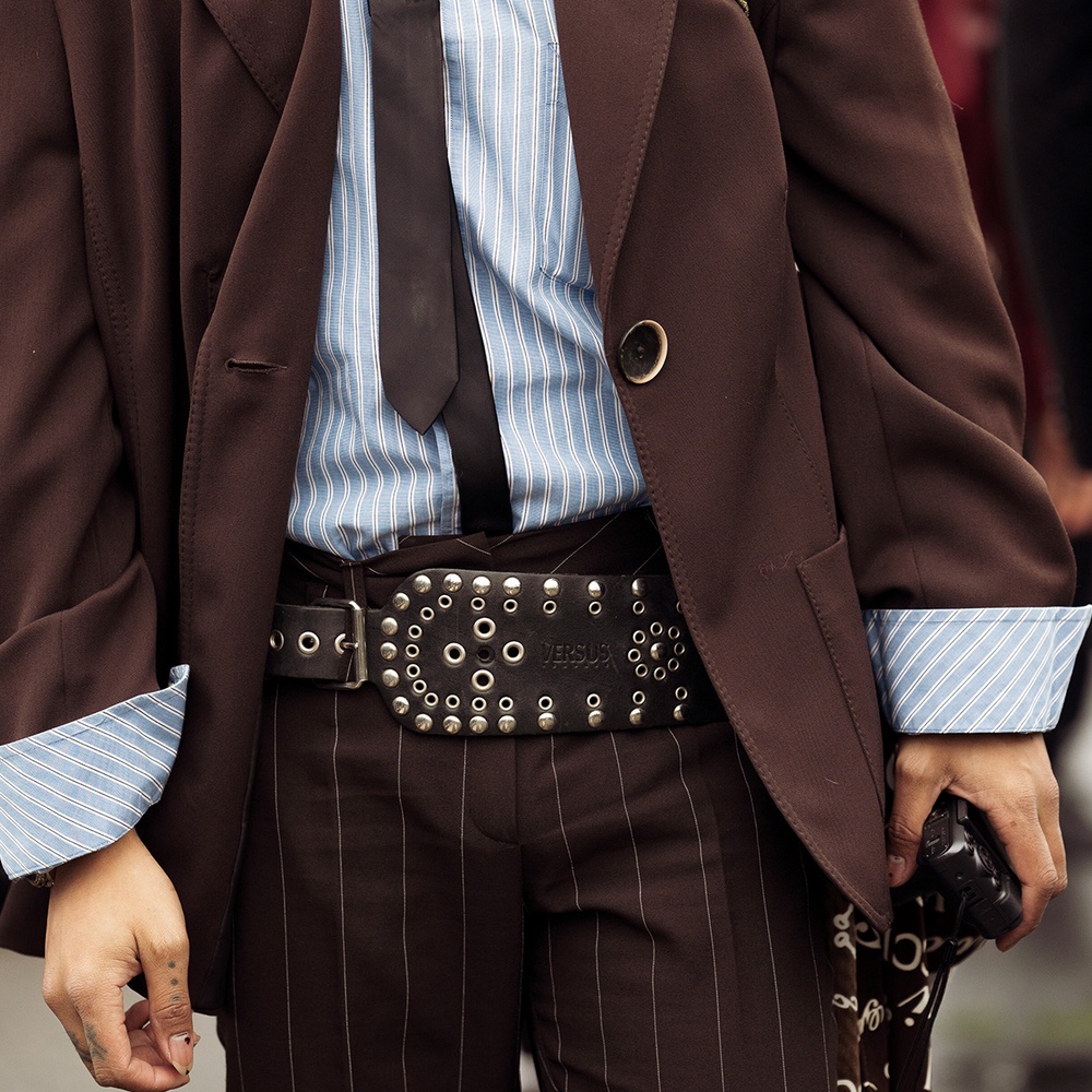 This Edgy Accessory Is a Tried-and-True Way to Elevate Any Outfit for ...