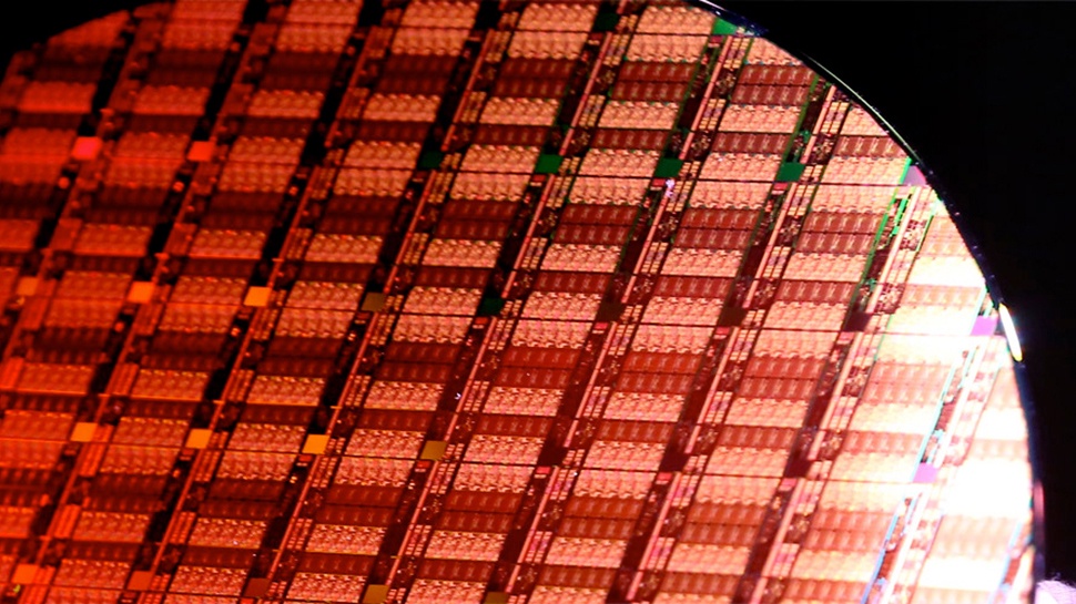 TSMC to go 3D with wafer-sized processors — CoW-SoW technology allows ...