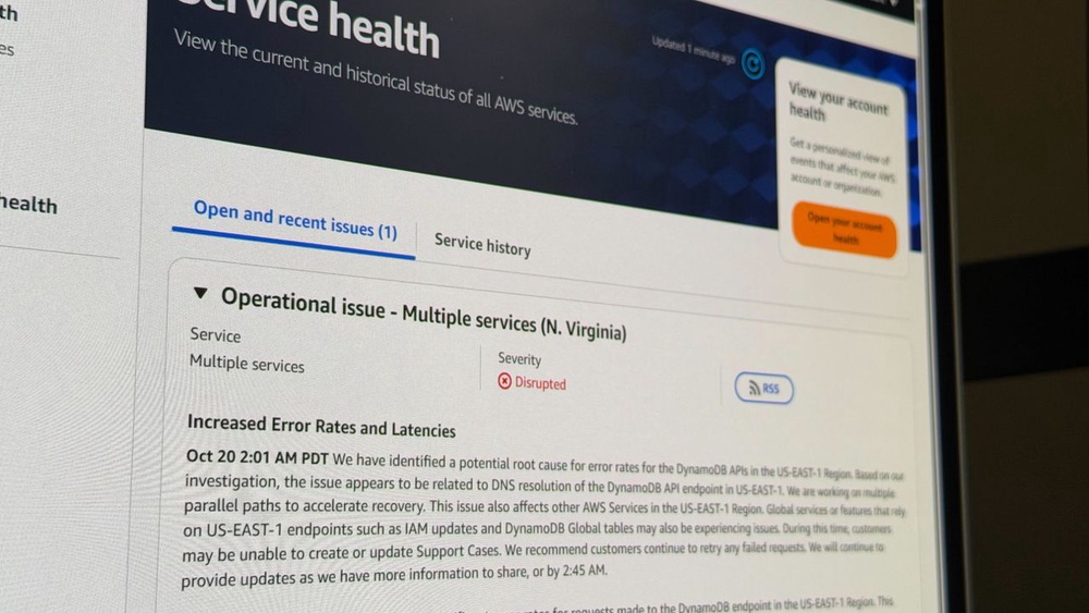 Colossal AWS outage breaks the internet — Roblox, Fortnite, Zoom ...