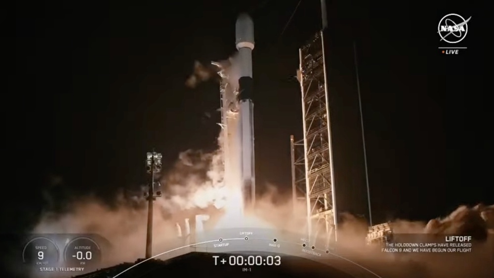 SpaceX launches private 'Odysseus' lander on pioneering moon mission