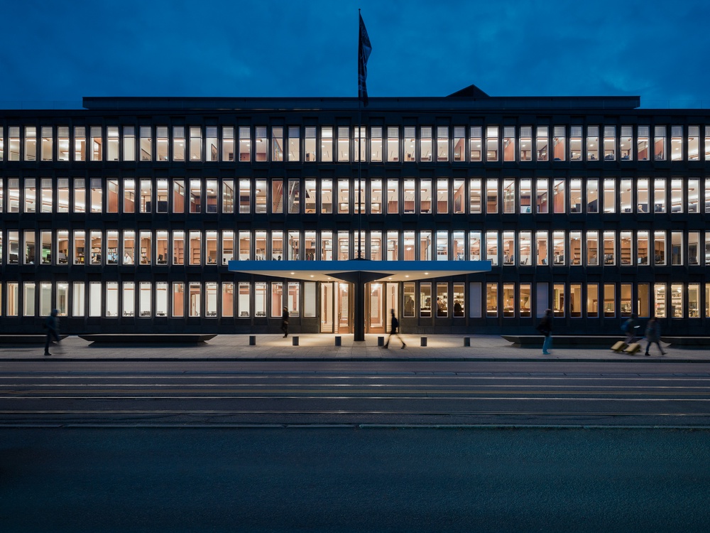 Restored former US embassy in Oslo brings Eero Saarinen’s vision into ...