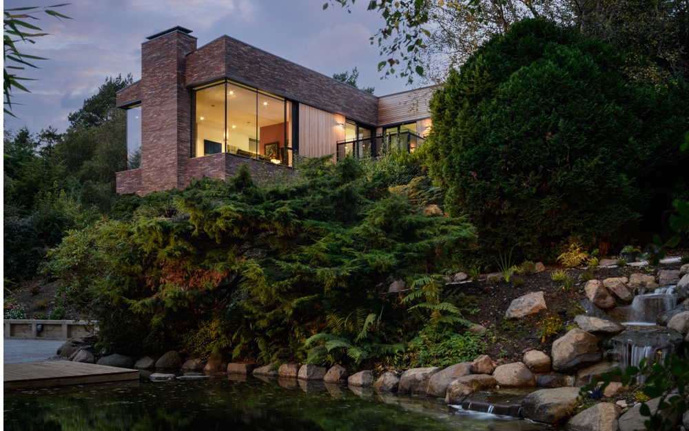 This contemporary Kilmacolm home centres on an enchanting garden to be ...