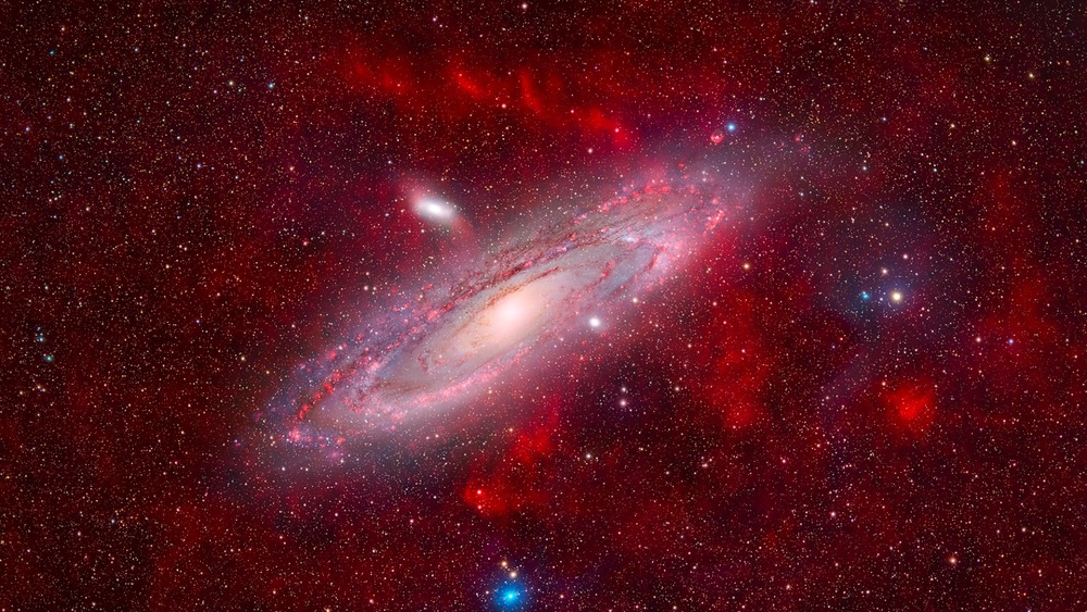 Gorgeous deep space photo captures the Andromeda Galaxy surrounded by ...