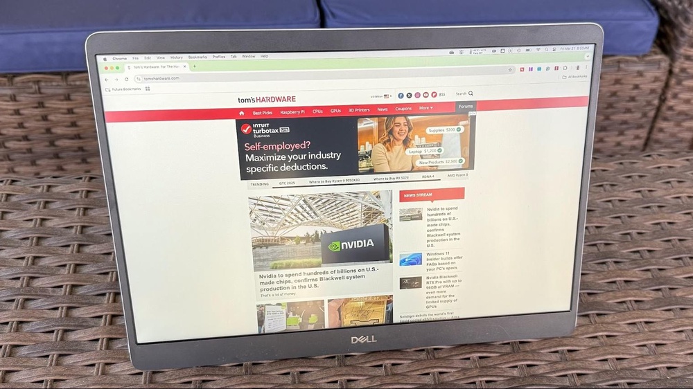 Dell Pro 14 Plus (P1425) 14-inch portable monitor review: Long on ...