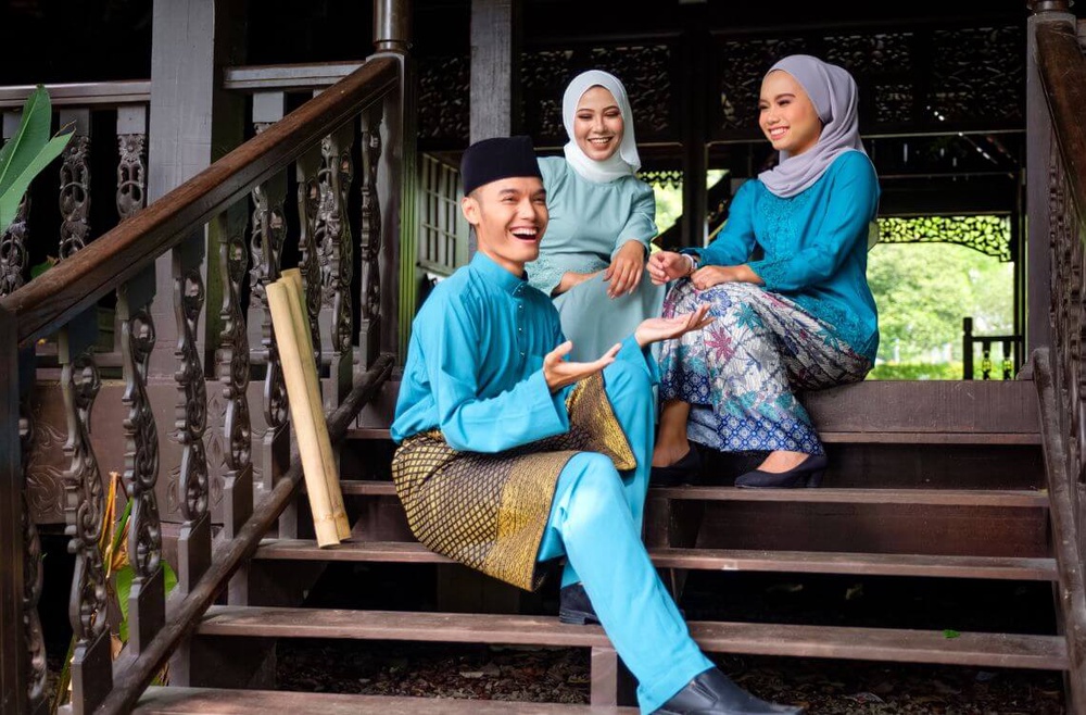 How to Choose the Perfect Outfit for Raya