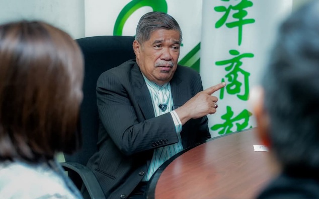 Bang Mat, Bro of the North, and His Dream of Unity (Hold the Drama, Please)