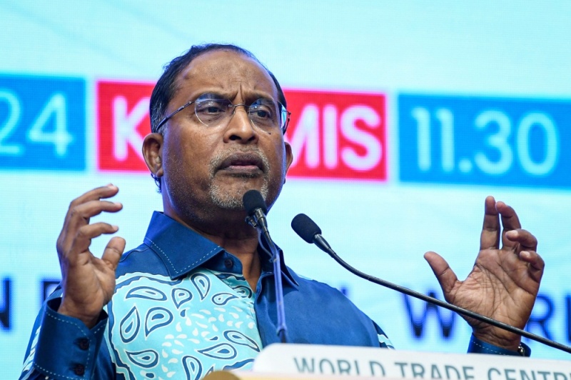 Minister Denies UiTM Admission Changes Amid Student Protests Minister Denies UiTM Admission Changes Amid Student Protests