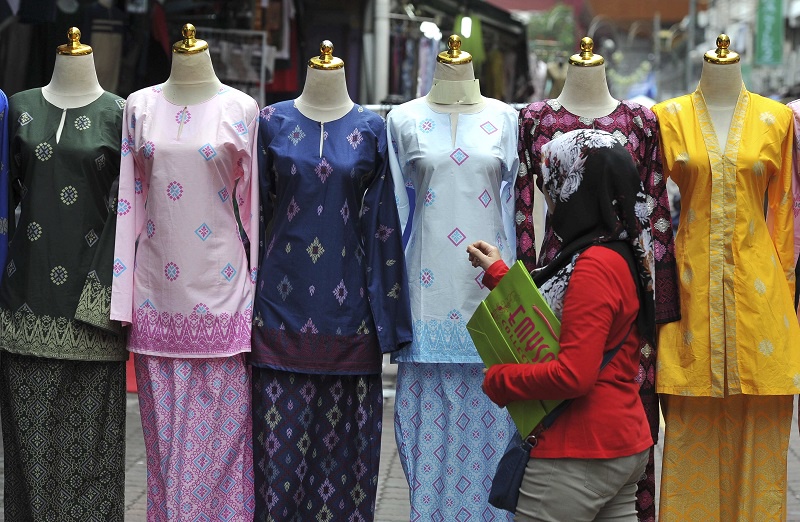 Baju Raya 2025: Popular Colors for This Year #RAYA2025