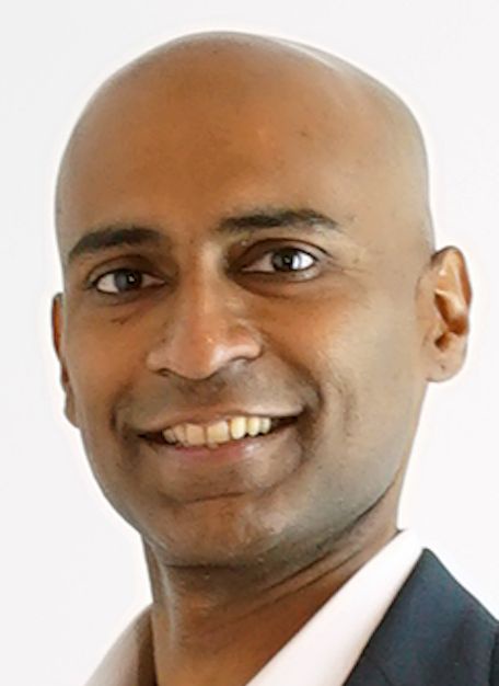 Banker who became a tech storyteller and prompt engineer