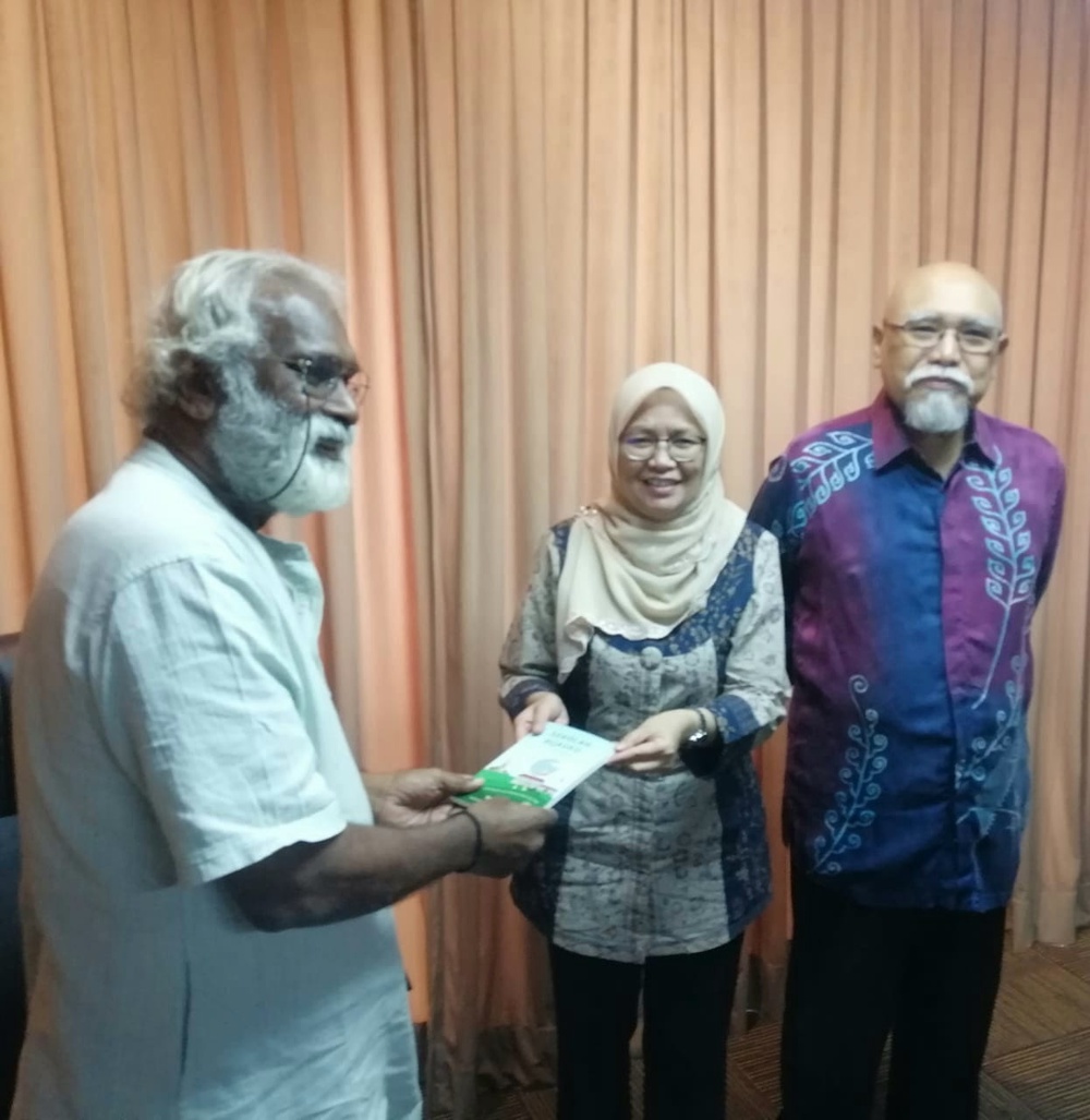 LES Multiversity 'Heroes of the Heart Awards' recognised contributions by the 'unsung change ...