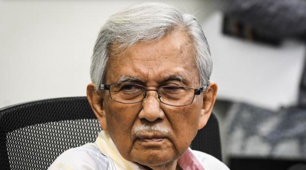 "Former Finance Minister Daim Takes Legal Action to Halt MACC ...