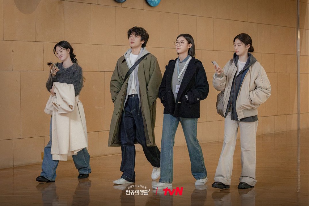 Meet the new cast of ‘Resident Playbook’. Here’s where you’ve seen them