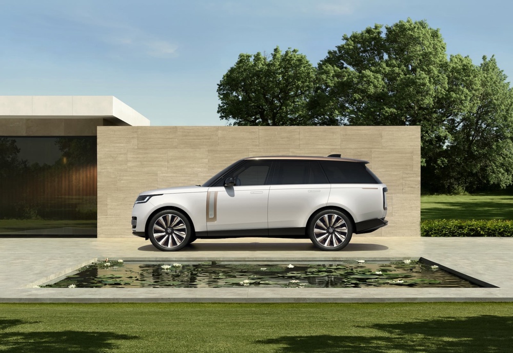 Built to lead, designed to last: Why the fifth-generation Range Rover ...