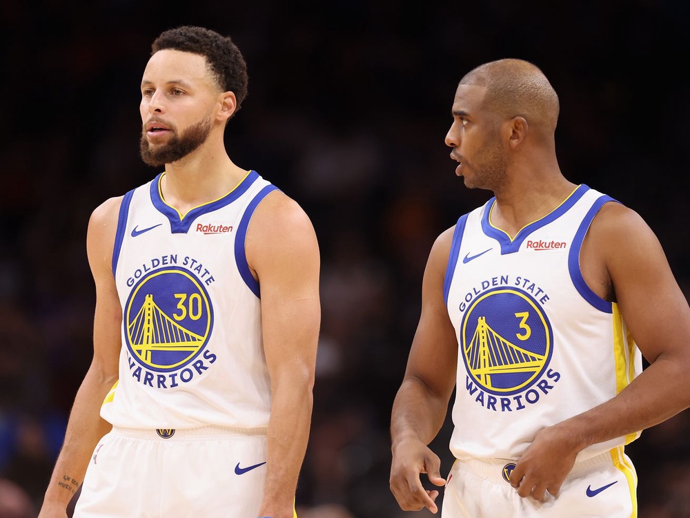 Are the Warriors Done? Plus, Taylor and Travis, Belichick’s Future ...