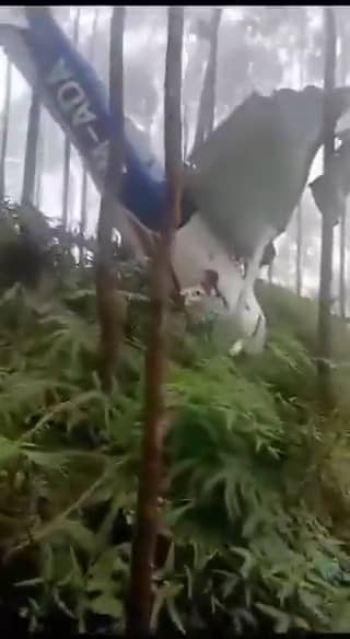 2 Injured After Light Aircraft Crashes In Tanjung Malim | WeirdKaya 2 Injured After Light Aircraft Crashes In Tanjung Malim | WeirdKaya