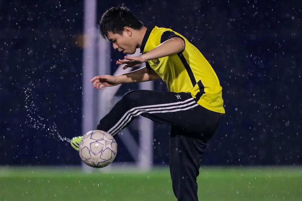I’m A Pharmacist By Day But A Freestyle Footballer At Heart So That I ...