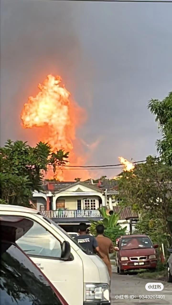 Puchong Residents Wake Up to Giant Fireball In The Sky, Suspected Gas ...
