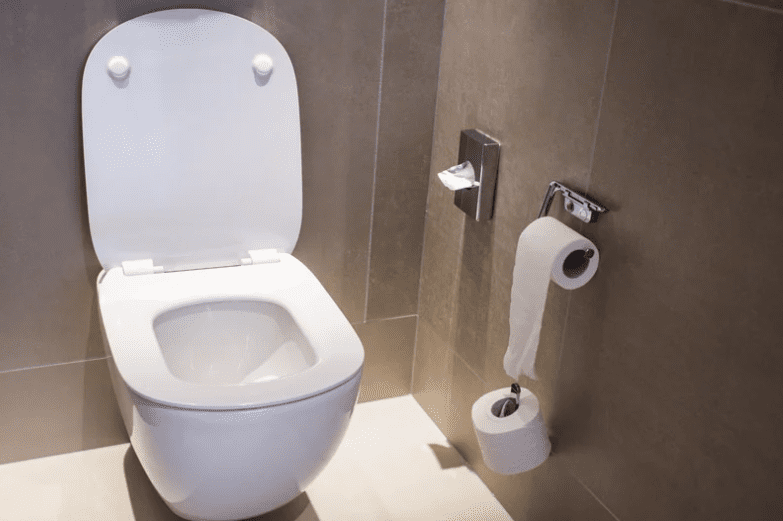 Man In China Collapses & Dies Inside Toilet, Family Demands RM126K ...