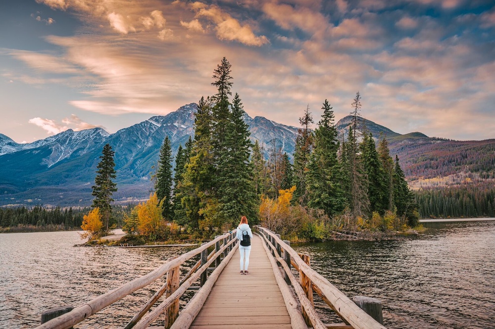 How To Plan the Perfect Autumn Visit To Jasper National Park