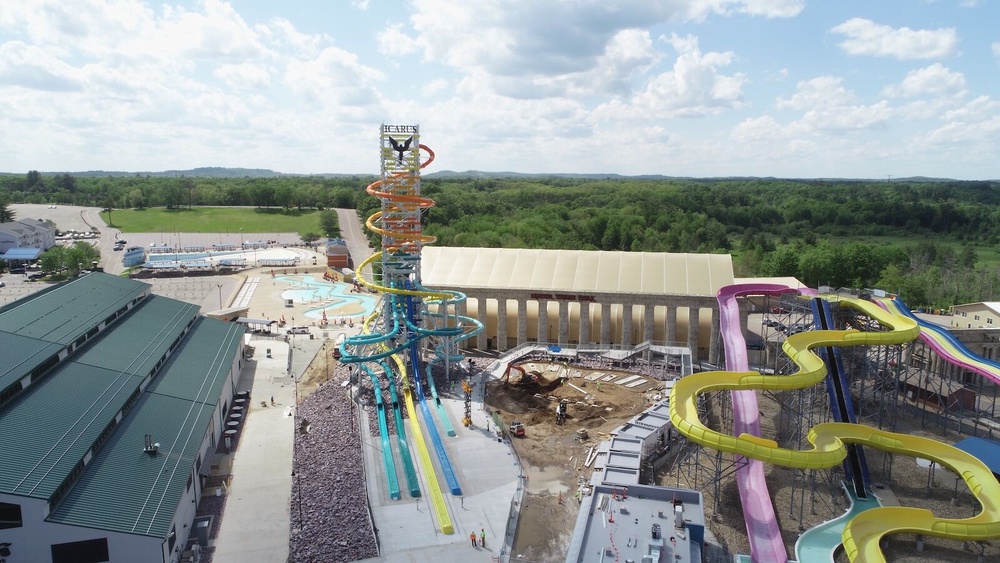 New Tallest Waterslide in North America: Wisconsin Waterpark Debuts 145 ...