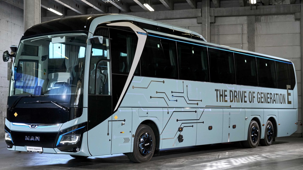 MAN Unveils Lion’s Coach E, First Fully Electric European Coach