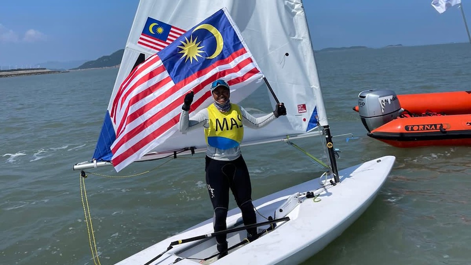 Asian Games: Nur Shazrin sails away with first gold for Malaysia