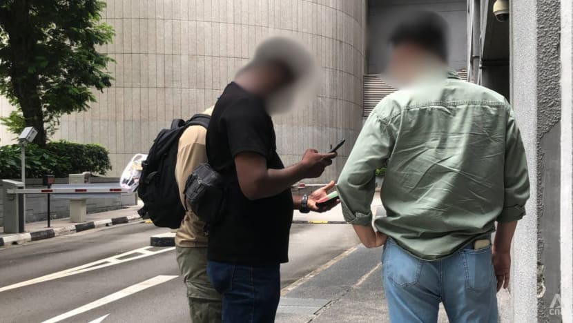 15 people nabbed for vaping in surprise lunchtime operation in ...