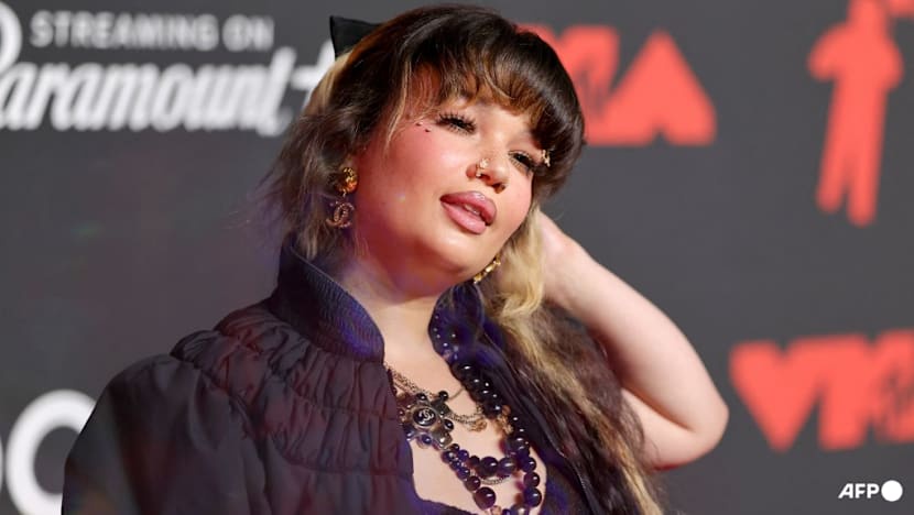 British singer Lola Young cancels upcoming gigs after collapsing at New ...