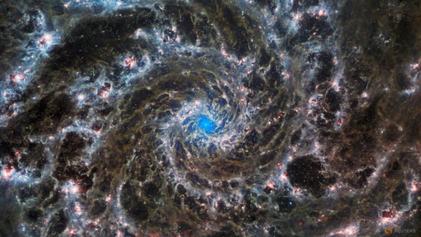 Evidence mounts that universe's dark energy is changing over time Evidence mounts that universe's dark energy is changing over time