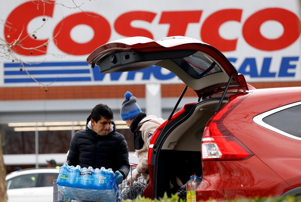 Costco Announces CEO Transition: Jelinek Out, Vachris In
