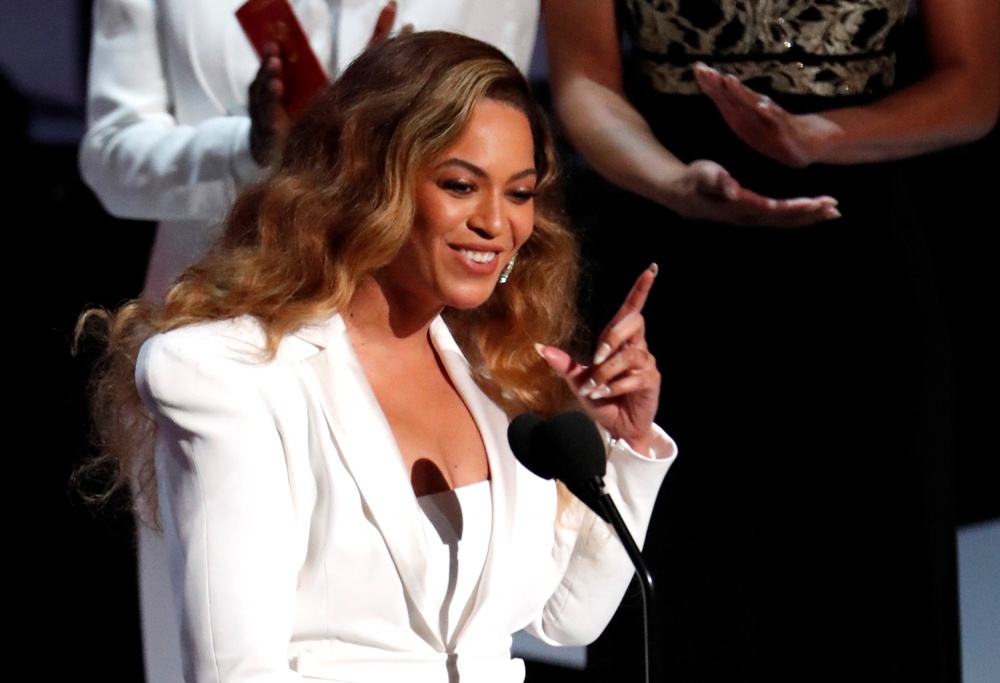 Beyoncé Stuns at NFL Halftime Show with Blue Ivy, Defending Her Bold ...