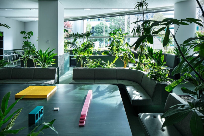 The KOKUYO DIG Office in Tokyo Doubles as a Space for Learning