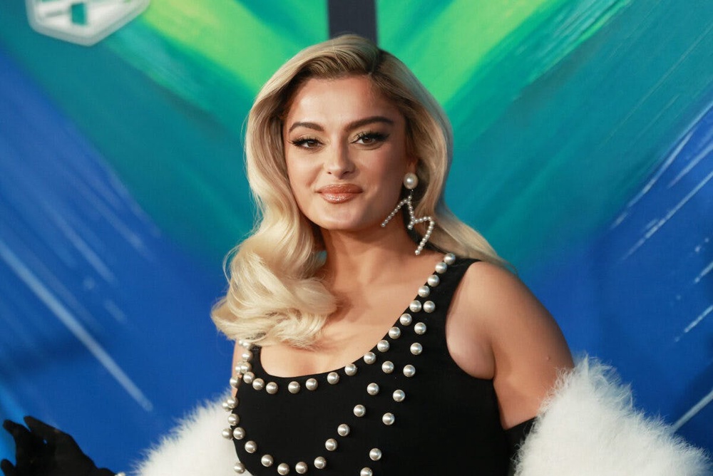 Singer Bebe Rexha Rushed Offstage After Getting Hit In Head By Cell ...