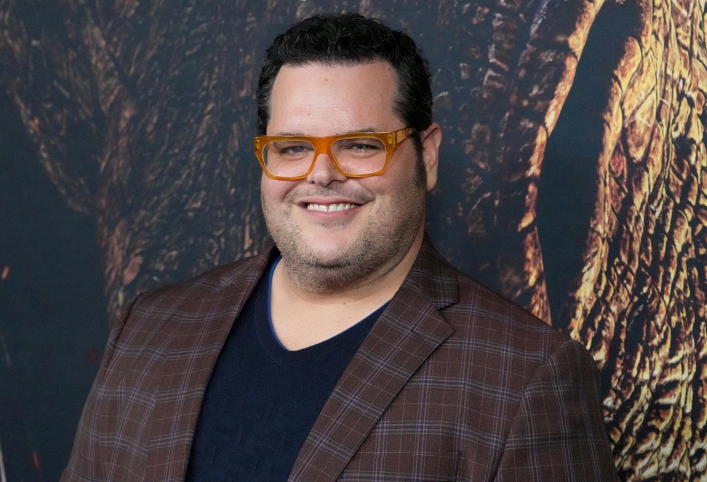 Actor Josh Gad Said He Was ‘Shamed,’ ‘Attacked’ For Publicly Supporting ...