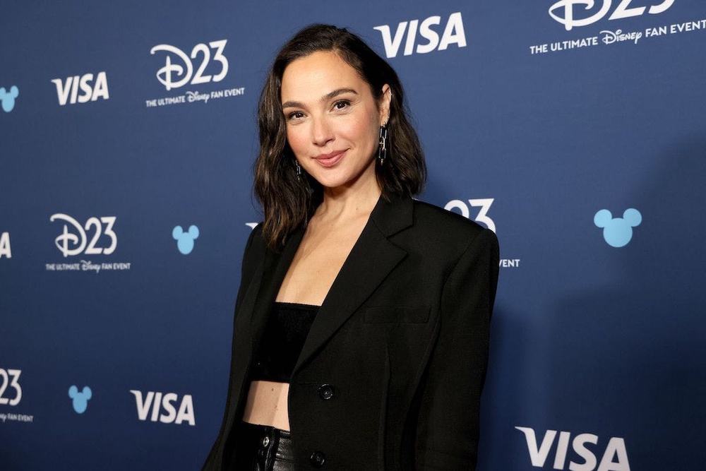 Gal Gadot Recalls Being Diagnosed With ‘Major Brain Clot’ While Pregnant