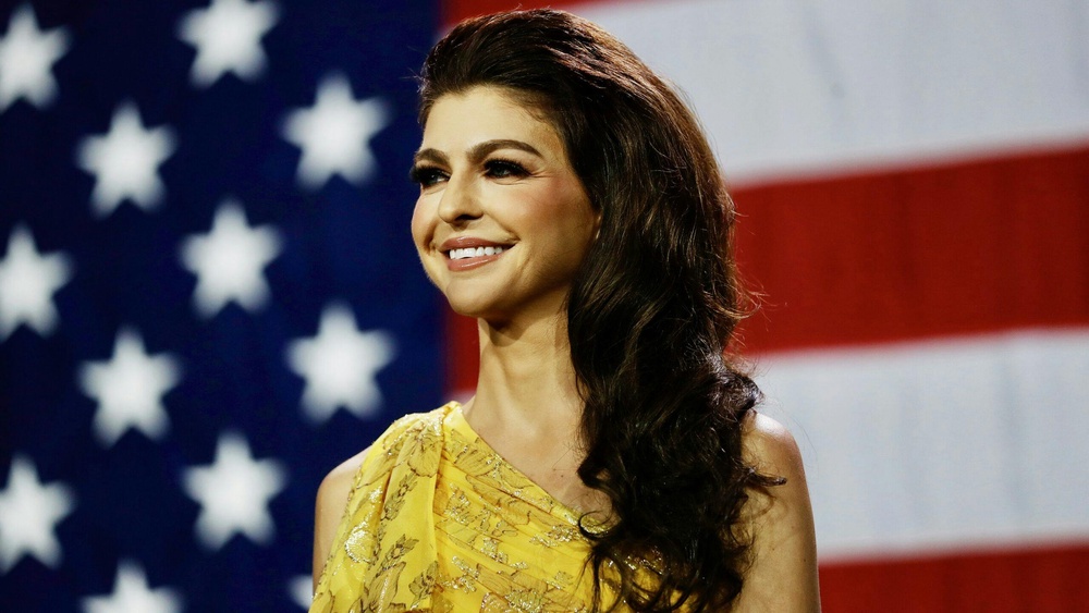 Ron And Casey DeSantis Golf, Eat With Trump Amid Speculation She Is ...