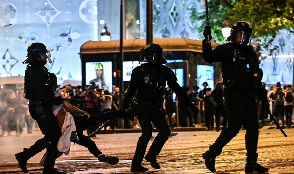 Protesters Wave Palestinian Flags In Fiery Paris Soccer Riots That Left ...