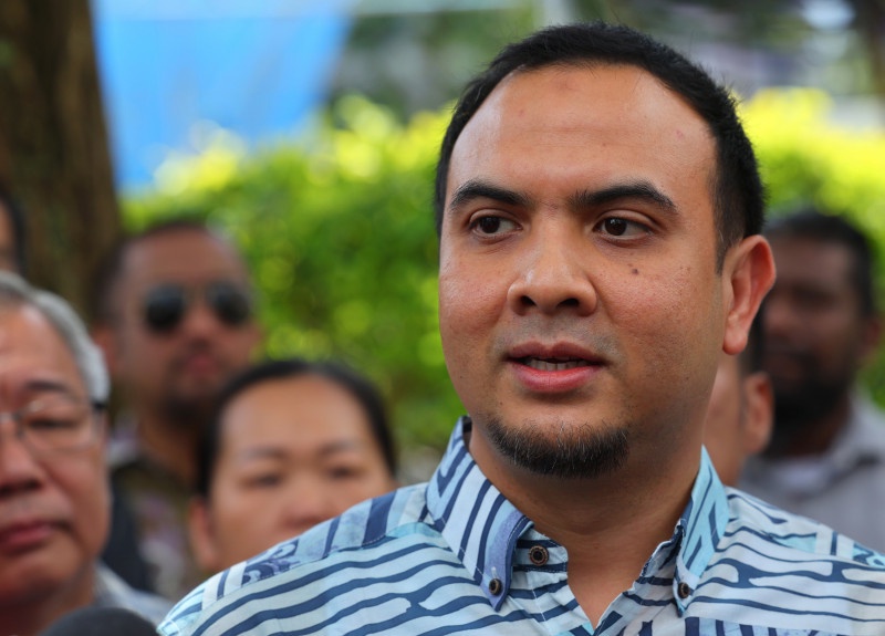 “Wearing a prayer cap does not make one a better Muslim,” says PM pol-sec