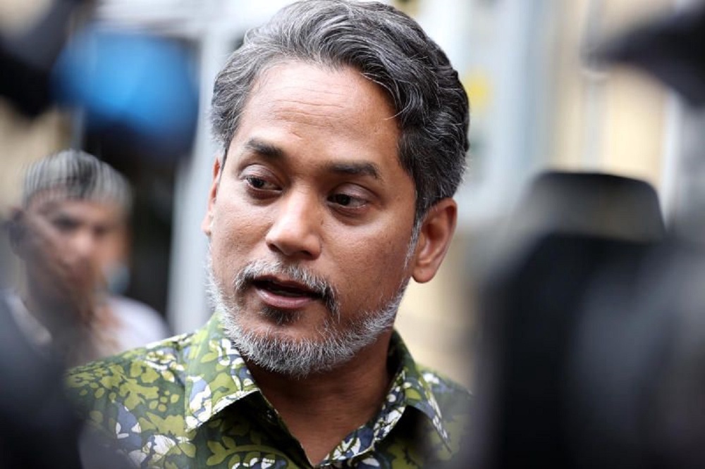 Report: KJ to debut as radio presenter on Hot FM