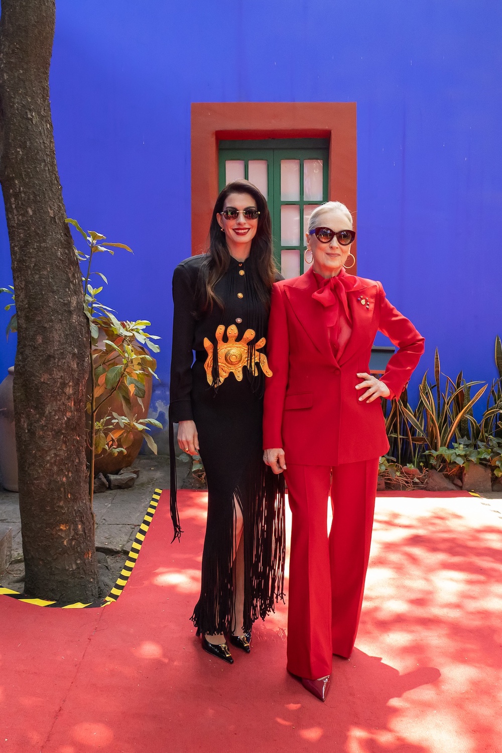 Anne Hathaway & Meryl Streep Rewrite Red-Carpet Rules For 2026 With ...