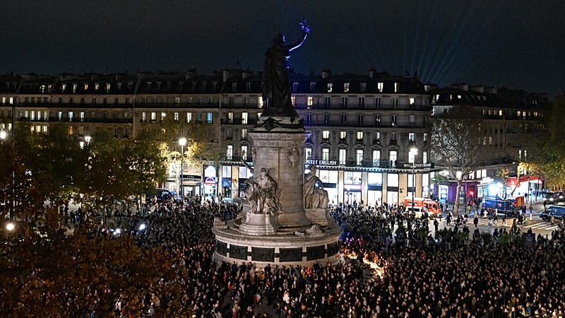 A decade on, Paris still carries the memory of the night of the 13 ...