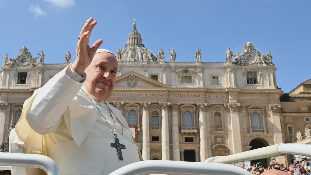 What happens after a pope dies? These are rituals that will follow the ...