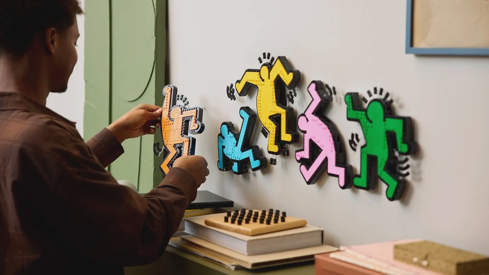 Lego just turned Keith Haring’s iconic dancing figures into a buildable ...