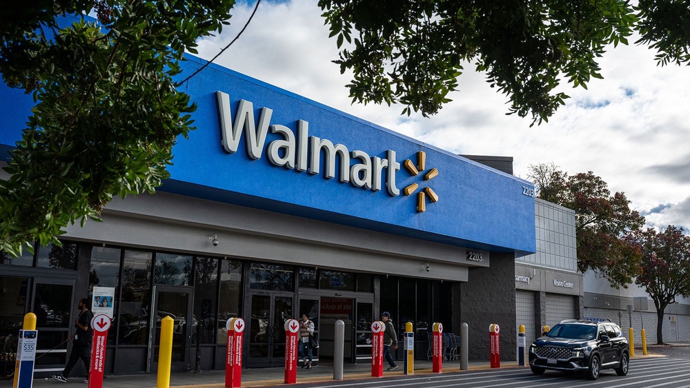 Walmart stock is making a historic change today. Here’s why WMT is ...