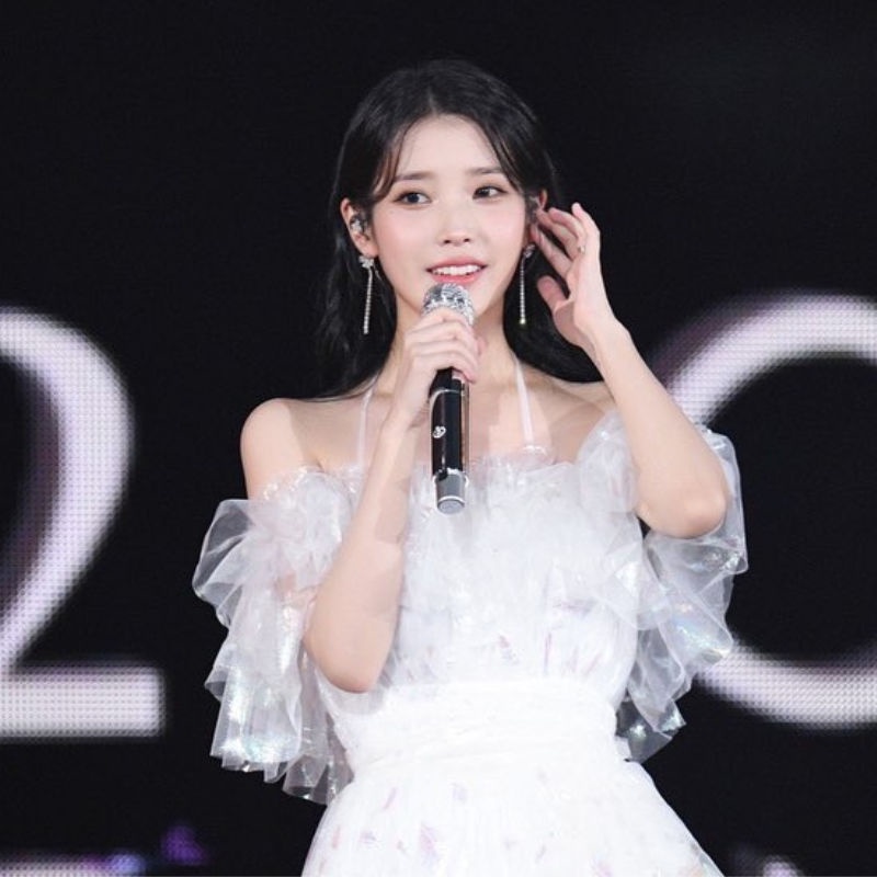 IU’s book recommendations: Here’s what the K-drama sensation loves reading
