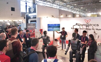 VinRobotics makes global debut of "Make In Vietnam" humanoid robot at ...
