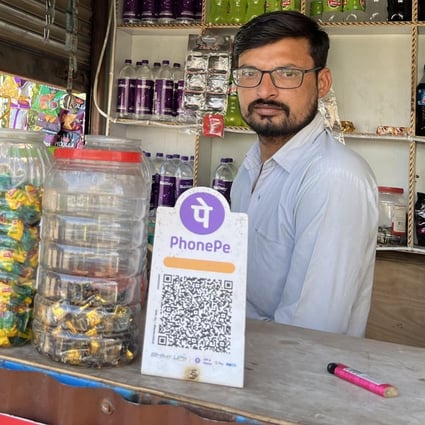 Indians ditch cash as QR codes and apps like PhonePe, Paytm make ...